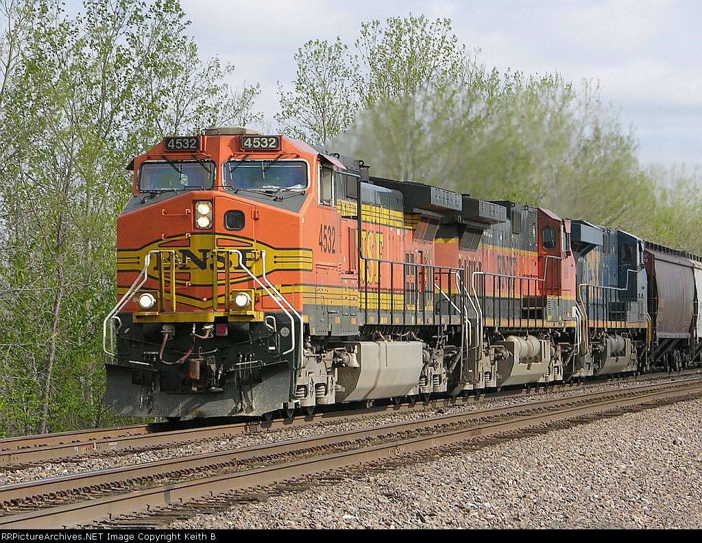 BNSF 4532